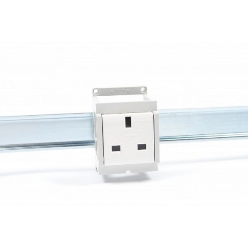 13AMP UK 3 Pin Socket Outlet, Din Rail Mount DIN1412-UK